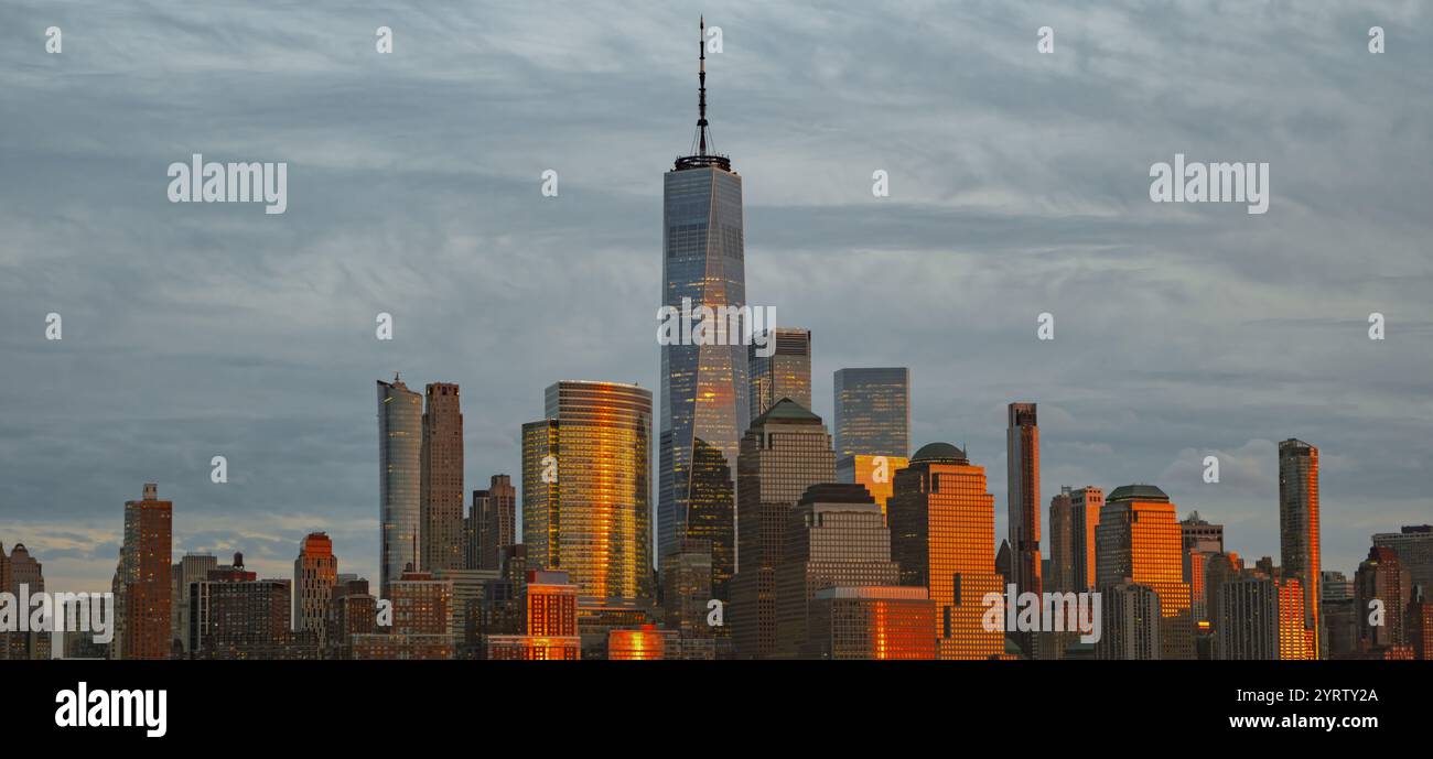 Manhattan skyline with WTC. Financial District NYC. Twin Towers ...