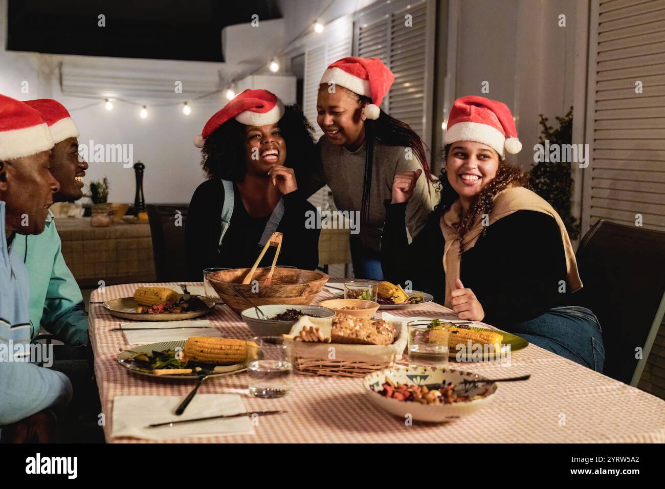 South african dinner table hi-res stock photography and images - Alamy