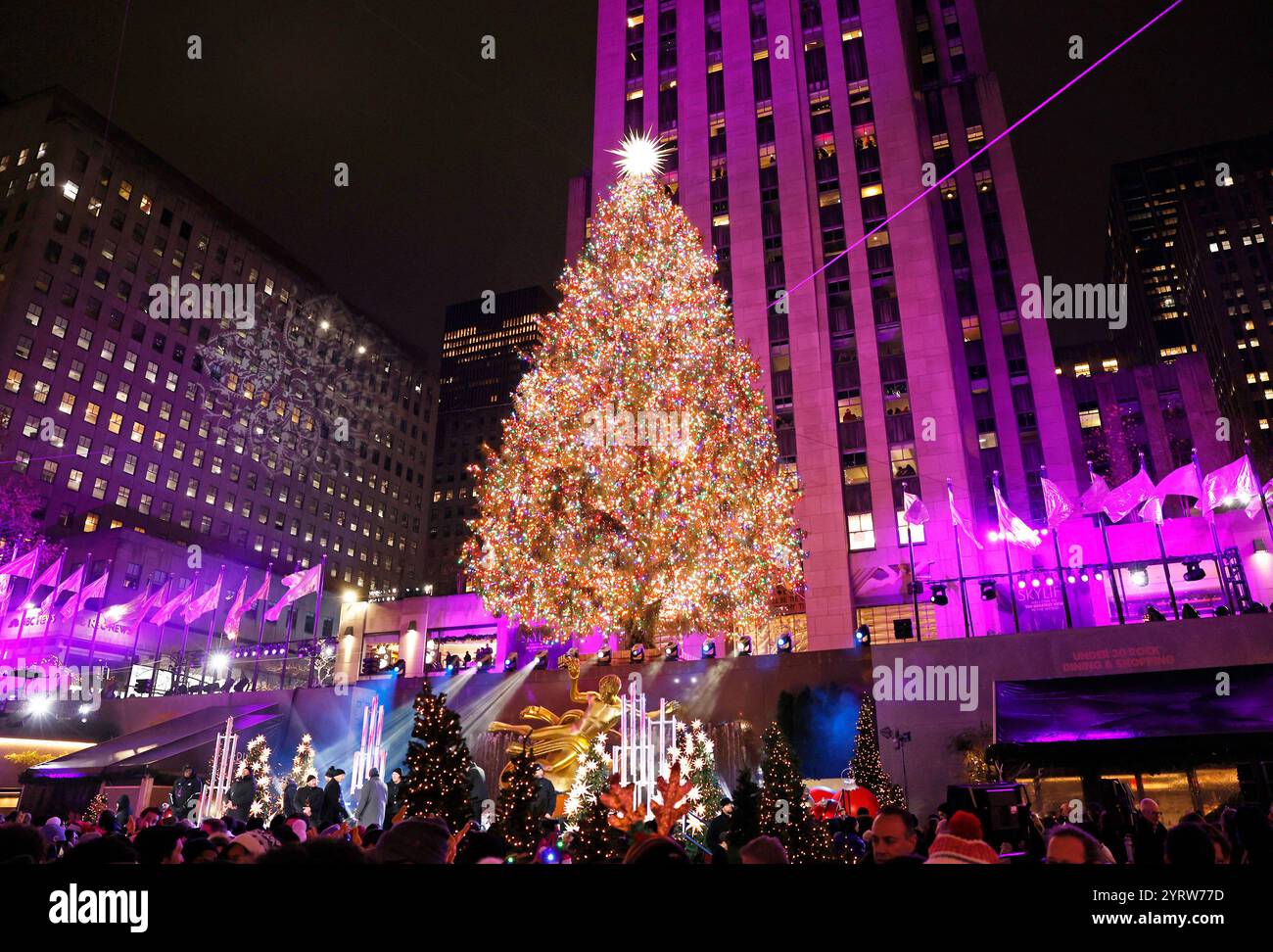 New York, United States. 04th Dec, 2024. The 92nd annual Rockefeller ...