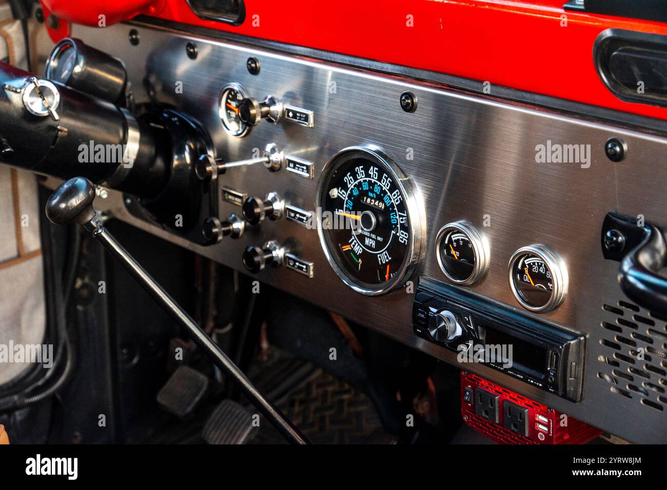 Car setting wheel controls hi-res stock photography and images - Alamy