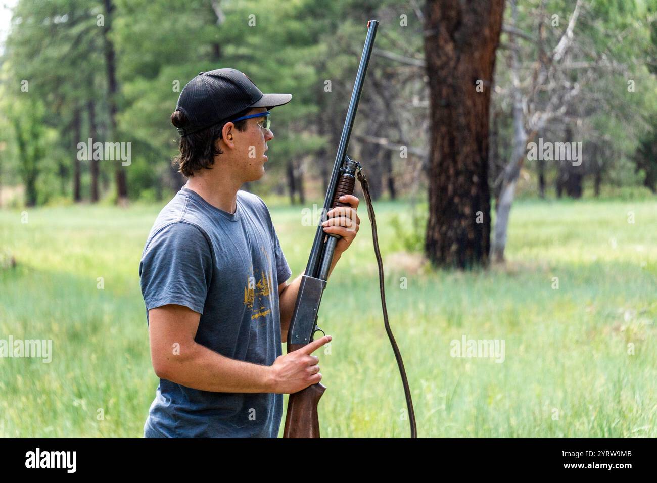 Traditional hunting practice hi-res stock photography and images - Alamy