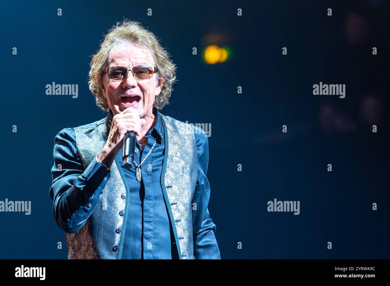 03.12.2024, Starship, Mickey Thomas Die Night Of The Proms am 3.12.2024 in der Festhalle ...