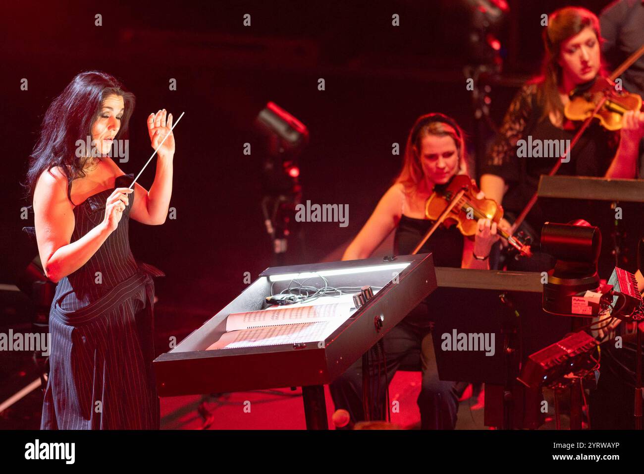 03.12.2024, Dirigentin Alexandra Arrieche Die Night Of The Proms am 3. ...