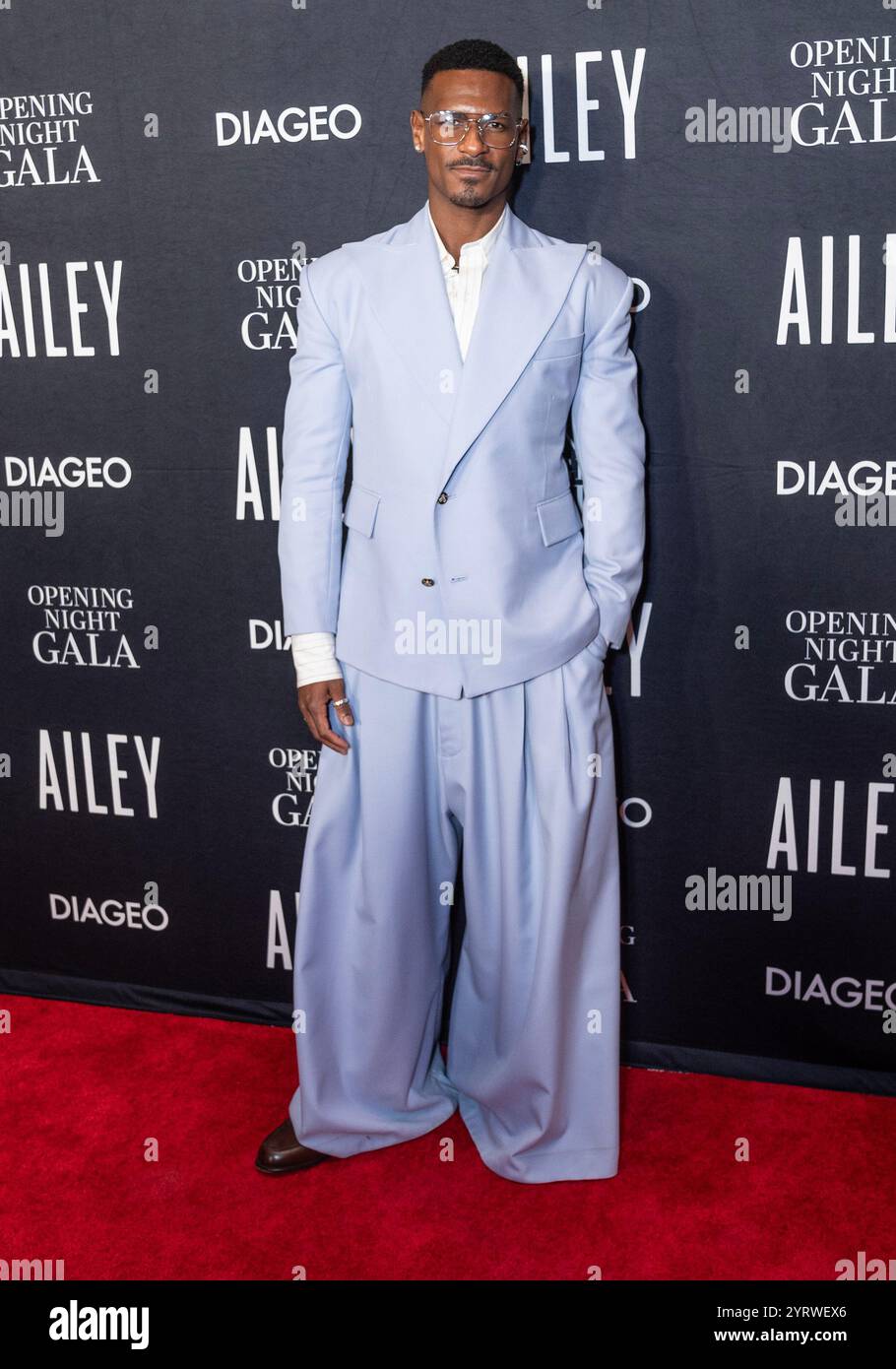 New York, USA. 04th Dec, 2024. Leonardo Brito attends Alvin Ailey ...