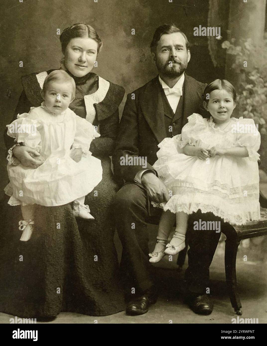 Hemingway family hi-res stock photography and images - Alamy