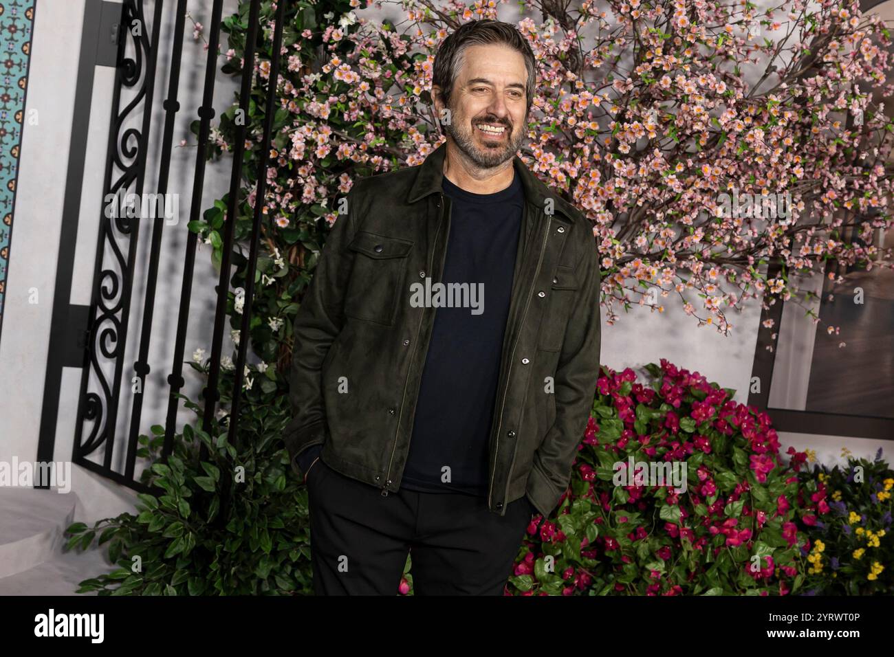 Los Angeles, USA. 04th Dec, 2024. Ray Romano attends the arrivals of ...