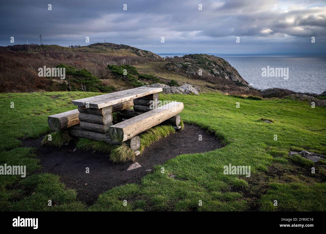 Bench and tablein the nature reserve at Kullaberg with Öresund in the ...