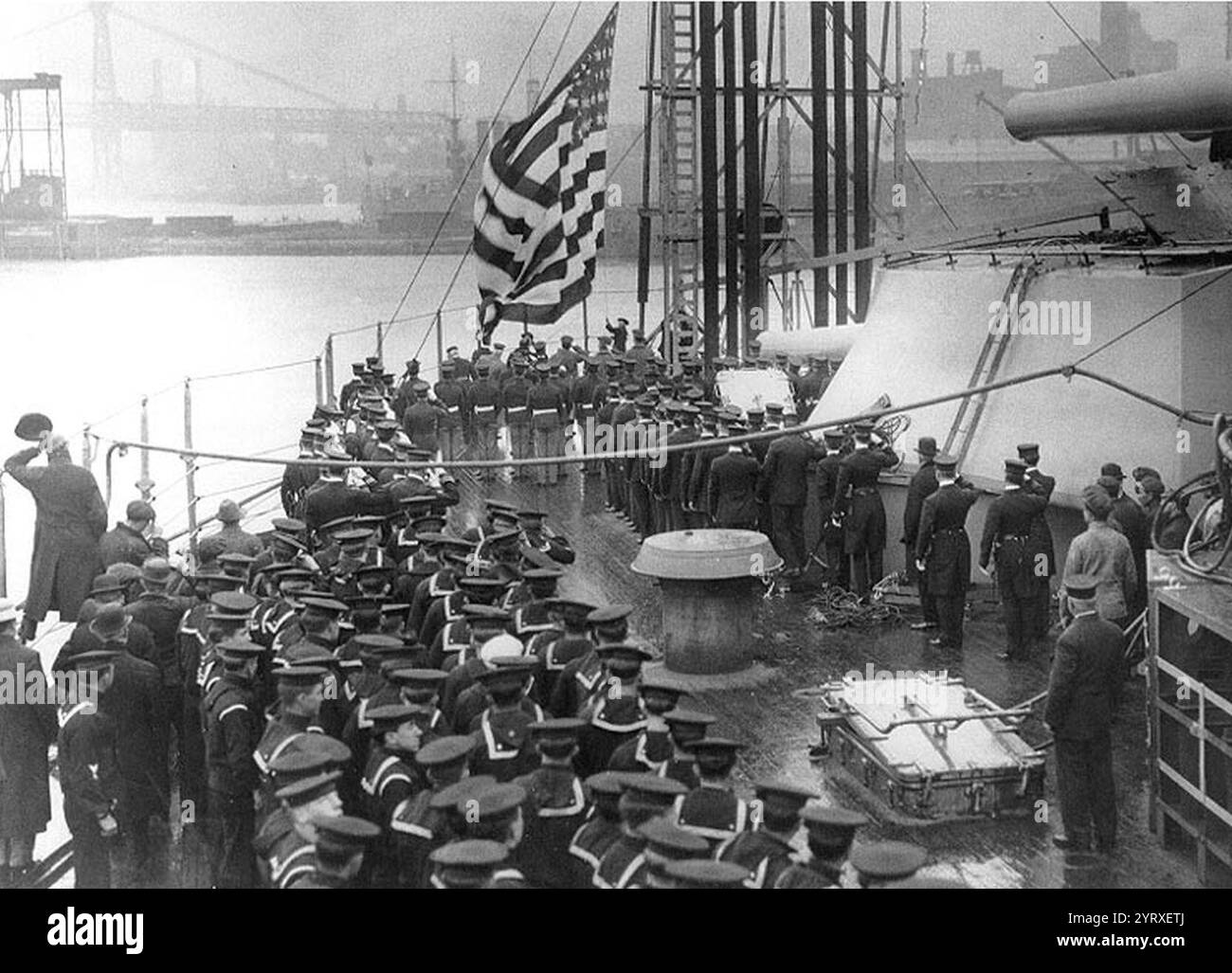 Uss new york bb hi-res stock photography and images - Alamy
