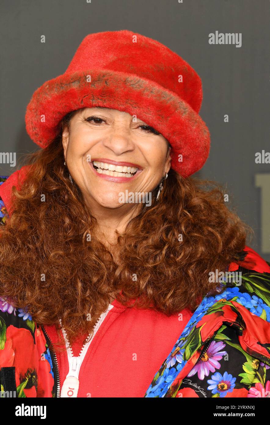 LOS ANGELES, CALIFORNIA - DECEMBER 03: Debbie Allen attends the ...