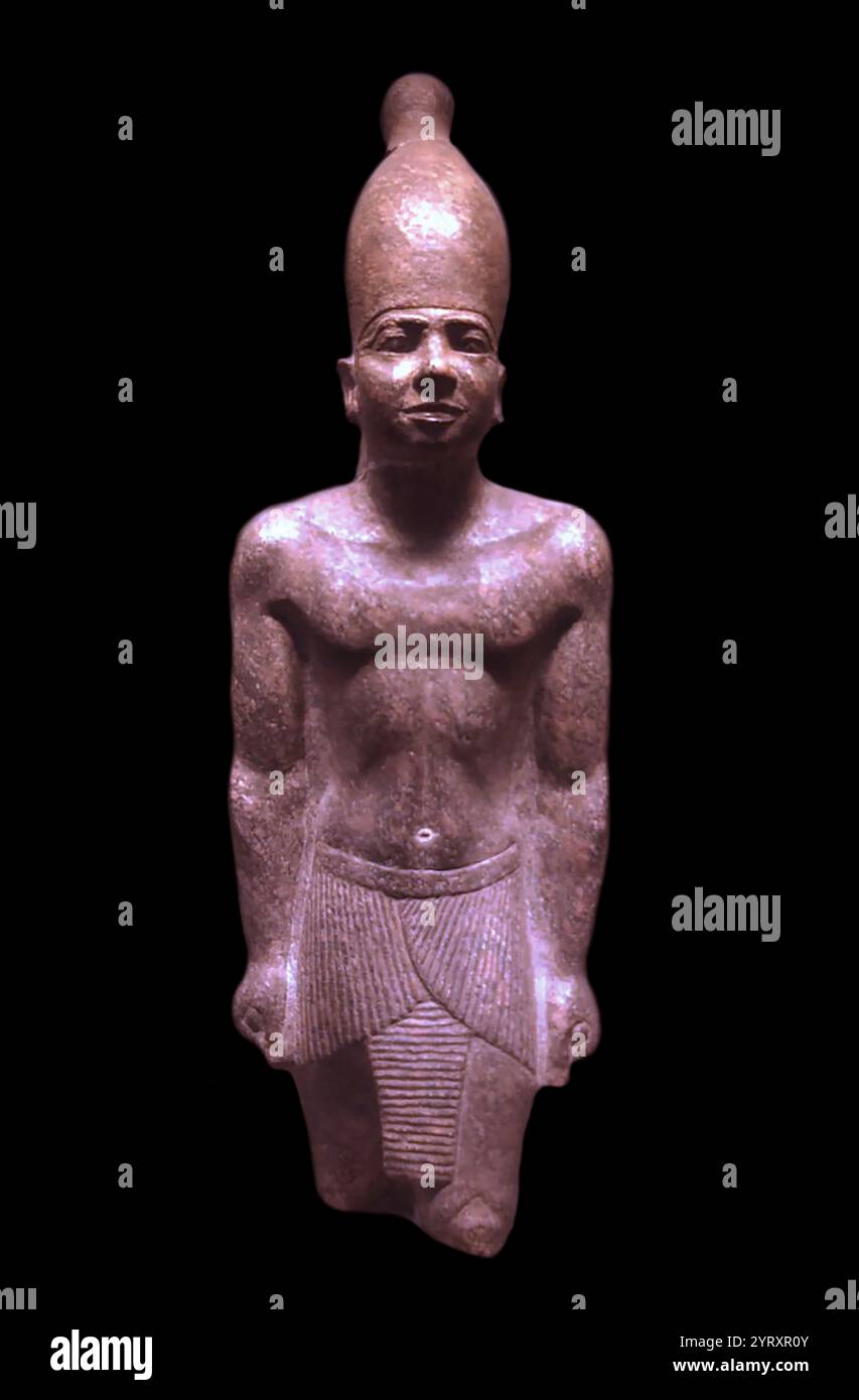 Standing statue of King Teti, 2323 2291 BCE . Red granite, 6th Dynasty ...