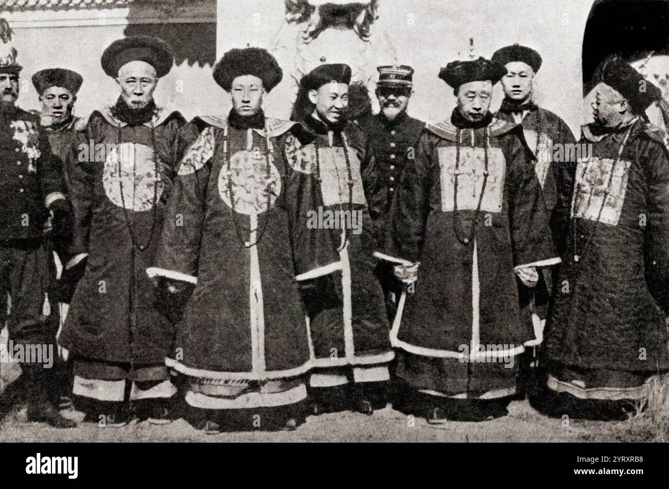 Qing emperor hi-res stock photography and images - Alamy