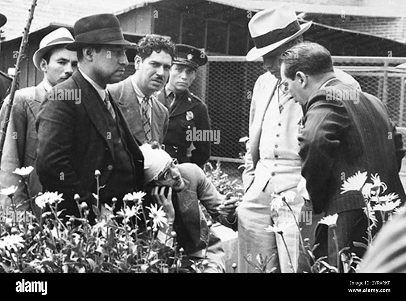 Arrest of Jaime Ramon Mercader del R?o (1913 ? 18 October 1978) a ...