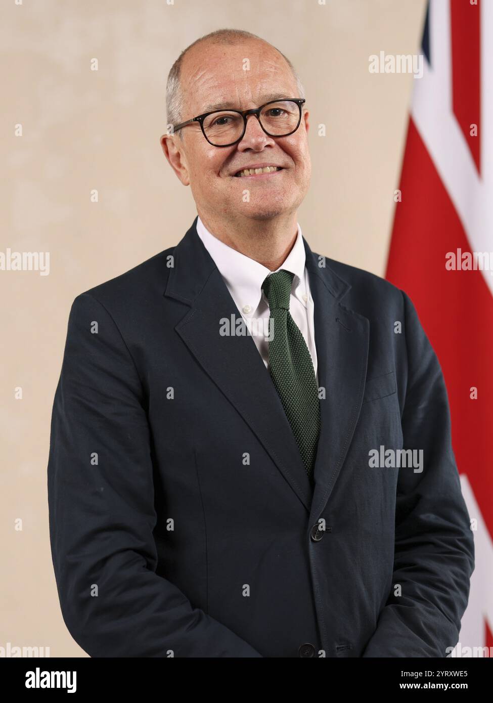 Patrick vallance scientist hi-res stock photography and images - Alamy