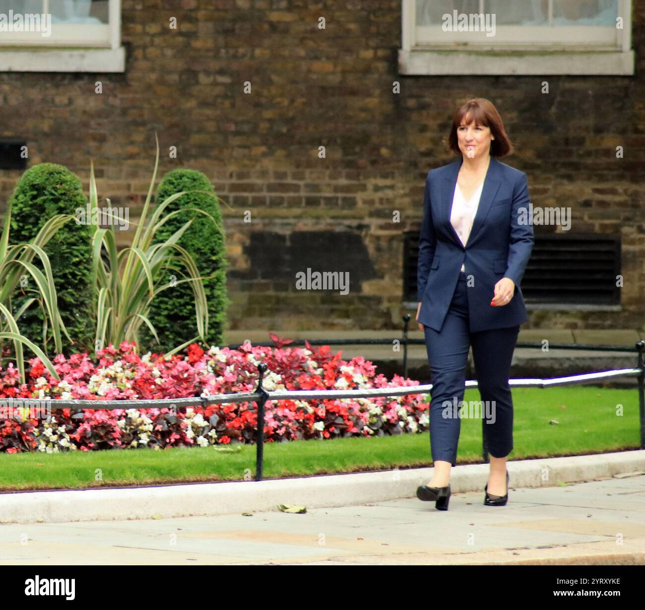 Rachel Reeves (Chancellor of the Exchequer), arrives at Downing Street ...