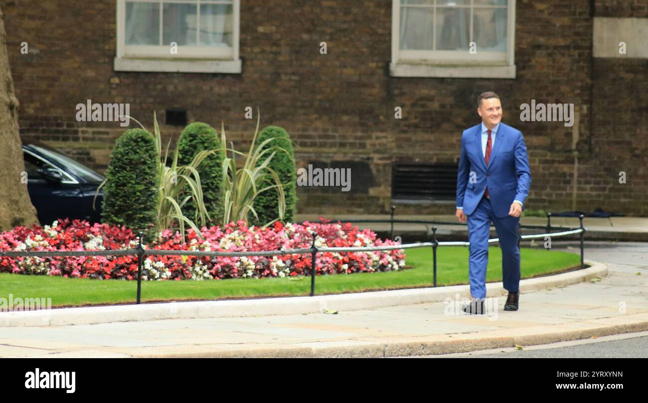 Wes Streeting (Health Secretary), arrives at Downing Street, London, to ...
