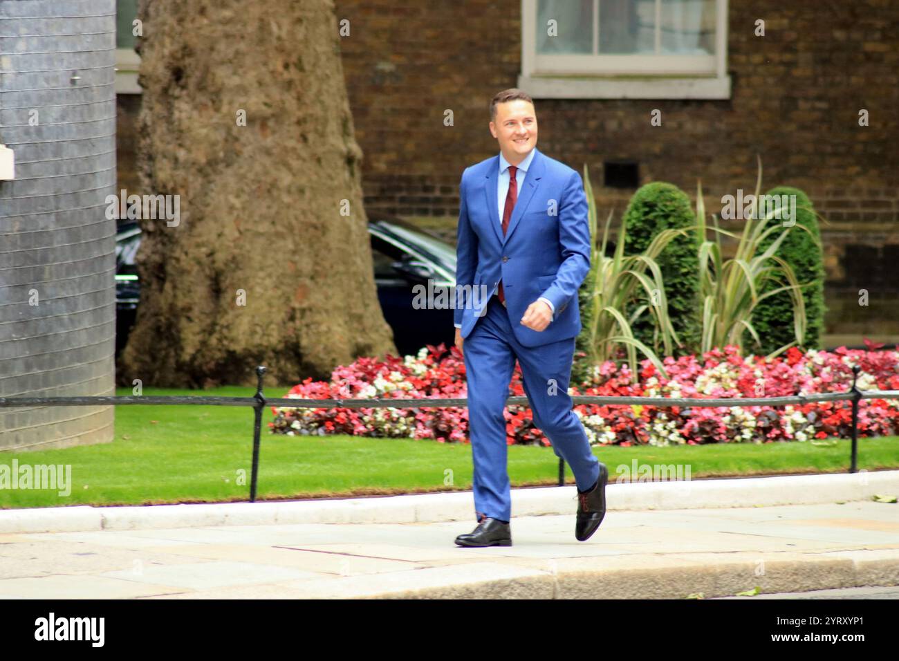 Wes Streeting (Health Secretary), arrives at Downing Street, London, to ...