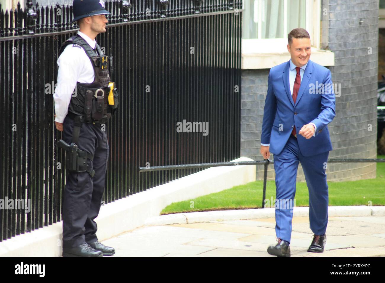 Wes Streeting (Health Secretary), arrives at Downing Street, London, to ...