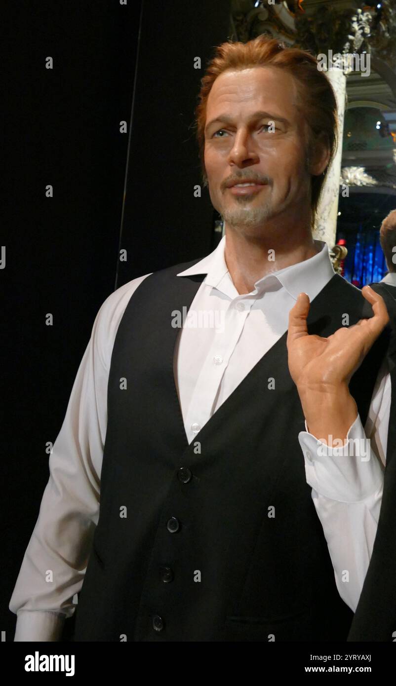 waxwork statue depicting William Bradley (Brad) Pitt (born December 18 ...