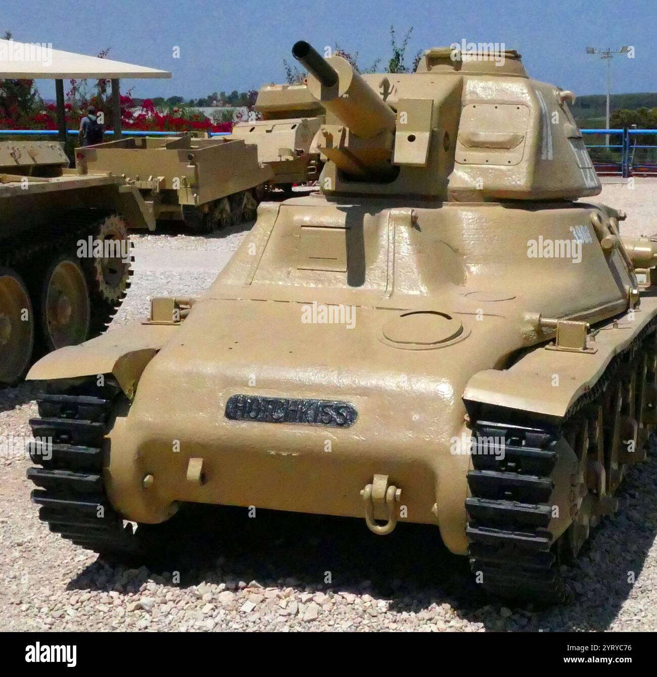 The Hotchkiss H39Tank 1938 with a 6-cyl. 5.97 litres engine, giving 120 ...