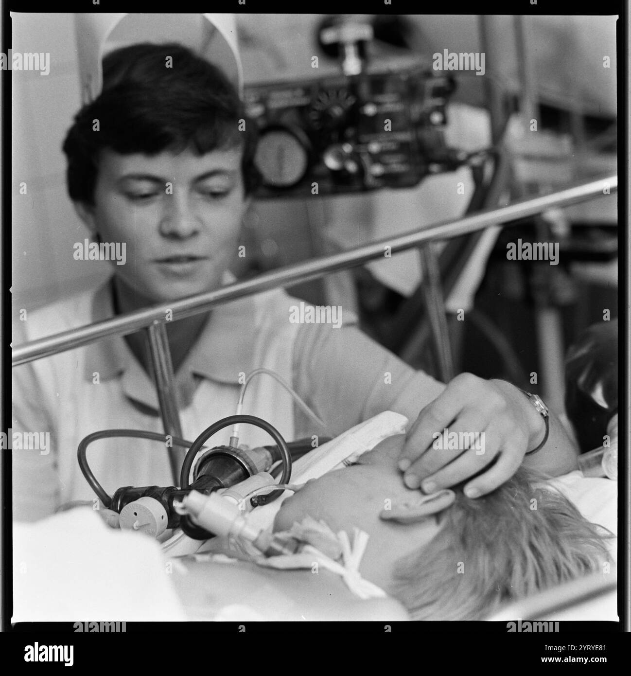 ***NOVEMBER, 1982 FILE PHOTO***Doctors operated five-year-old Tanicka ...