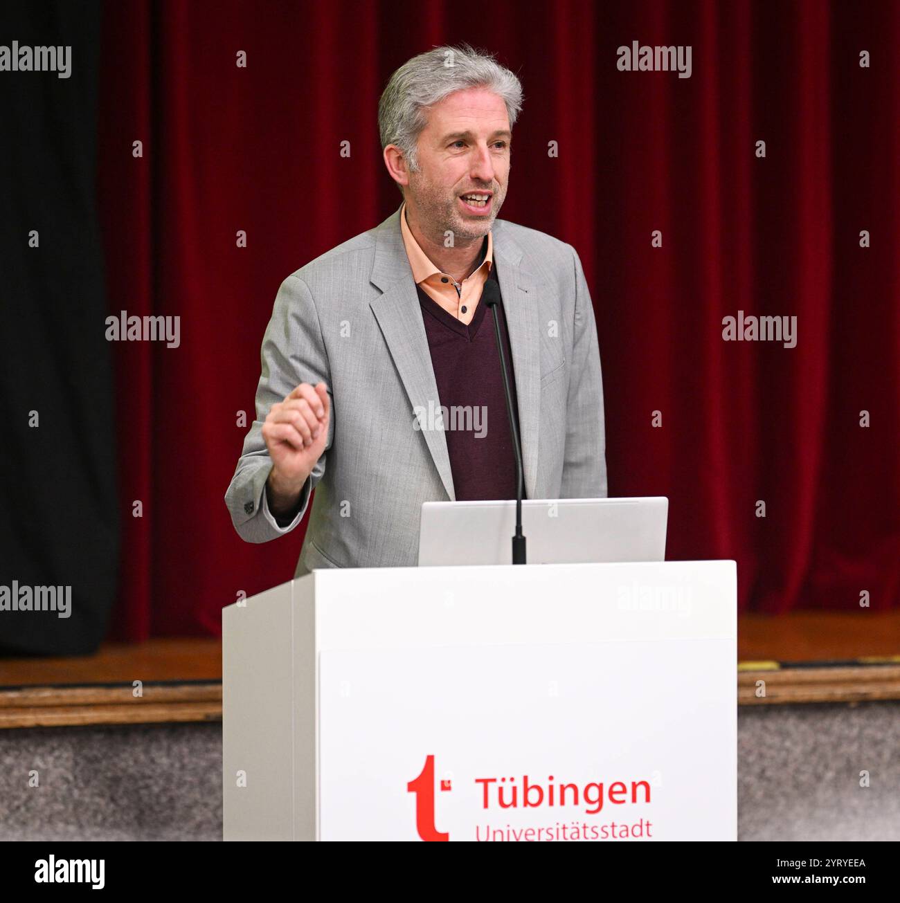 Tuebingen 02.12.2024 Informationsveranstaltung zum B 27 - B 28 ...