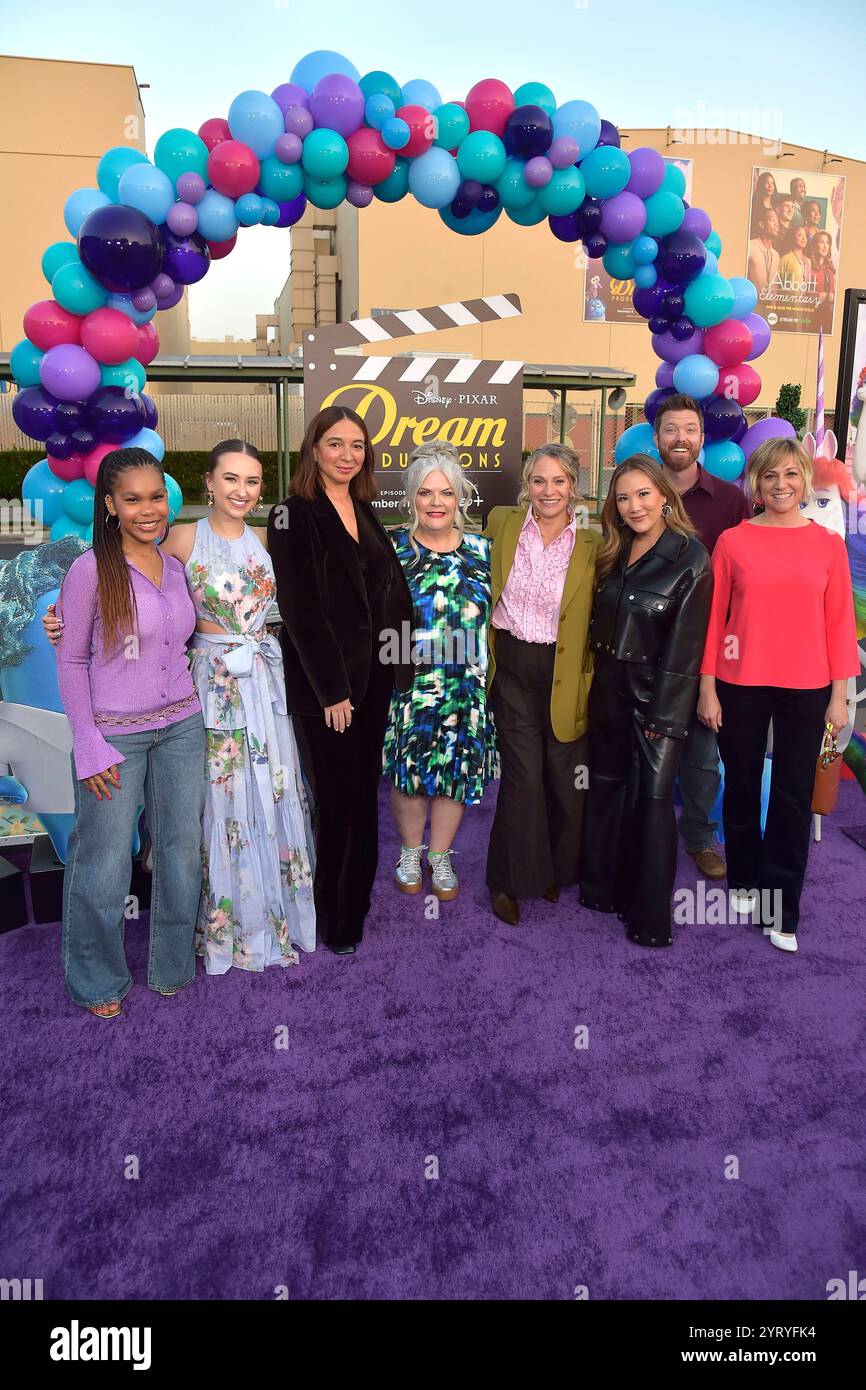 Sumayyah Nuriddin-Green, Kensington Tallman, Maya Rudolph, Paula Pell ...