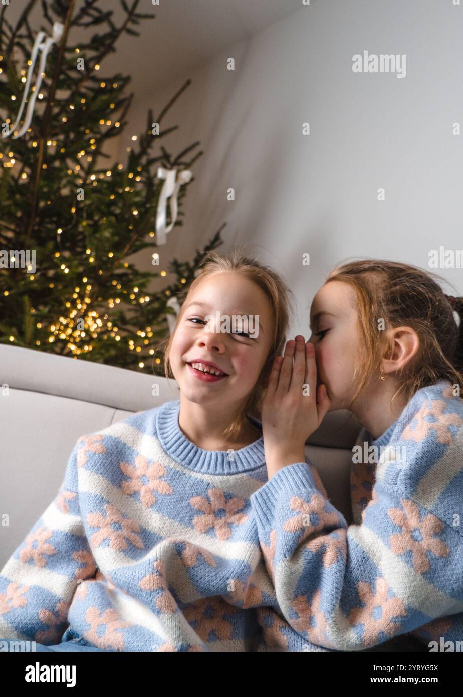 Patterned sweater leans hi-res stock photography and images - Alamy