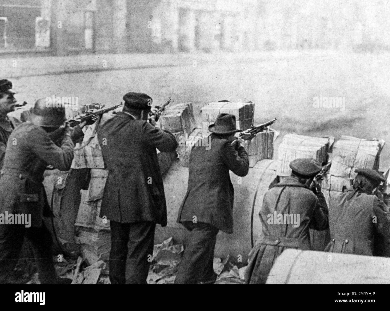 Revolution spartacus uprising hi-res stock photography and images - Alamy
