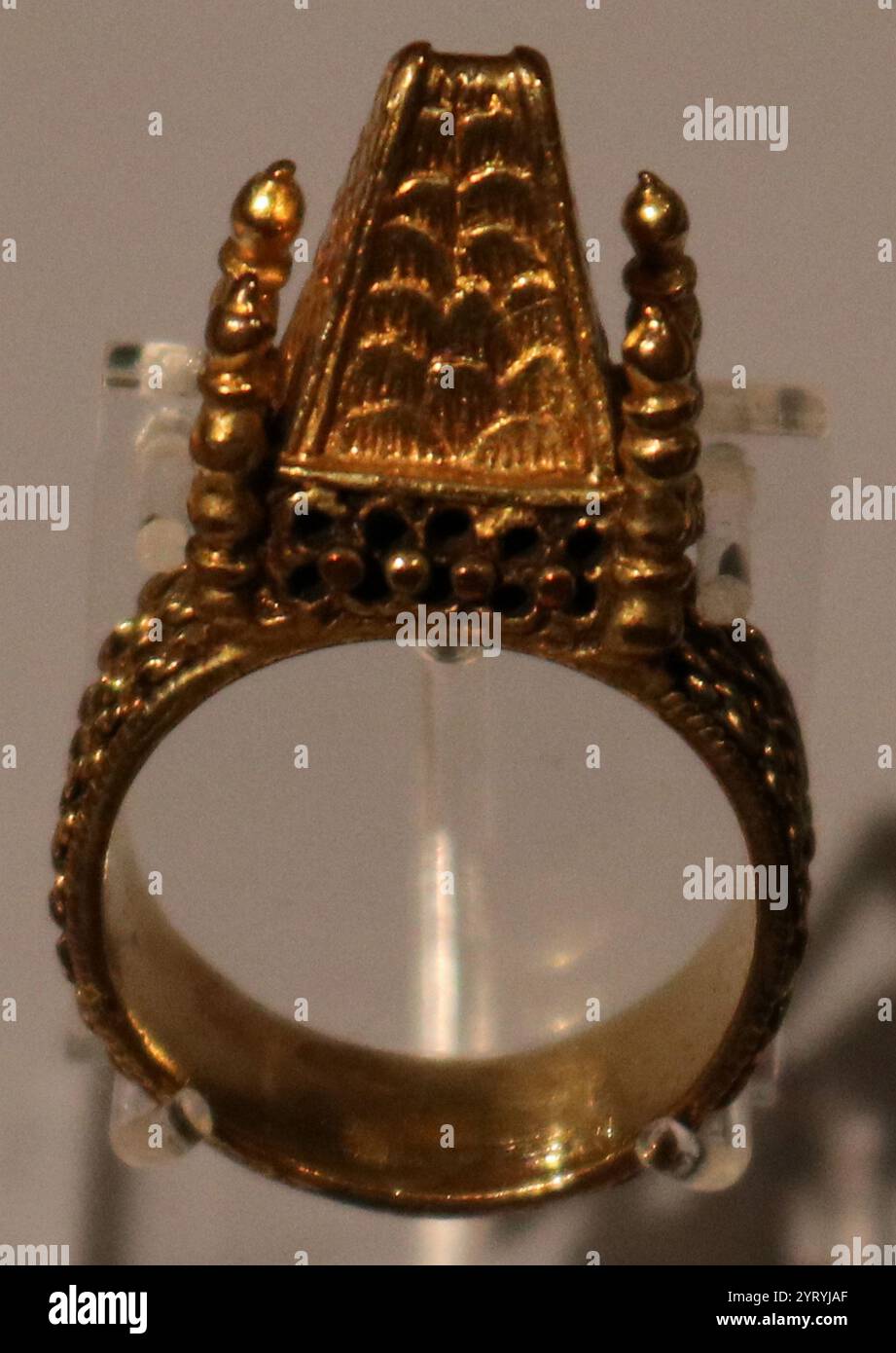 Ancient jewish wedding hi-res stock photography and images - Alamy