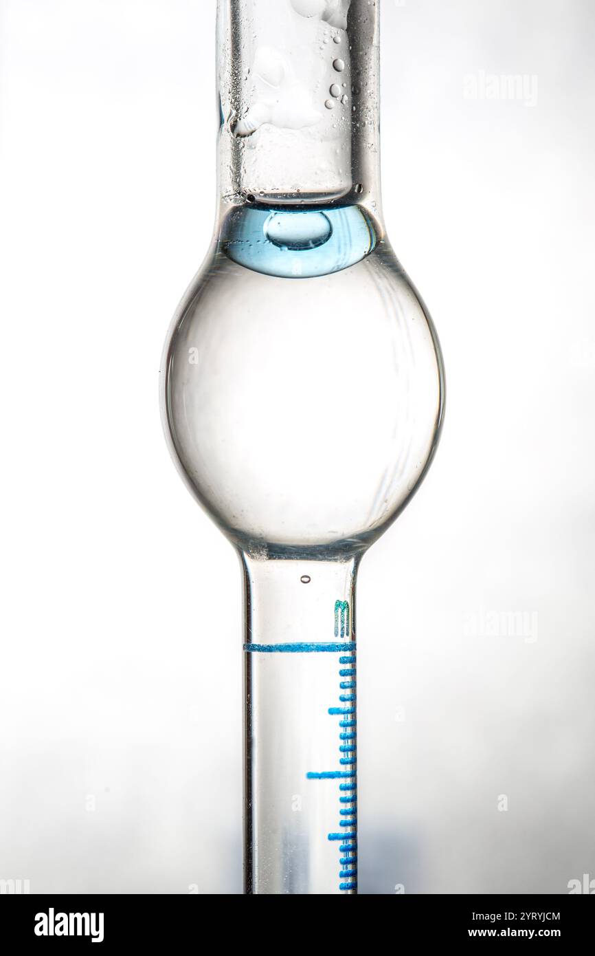 Precise liquid measurements hi-res stock photography and images - Alamy