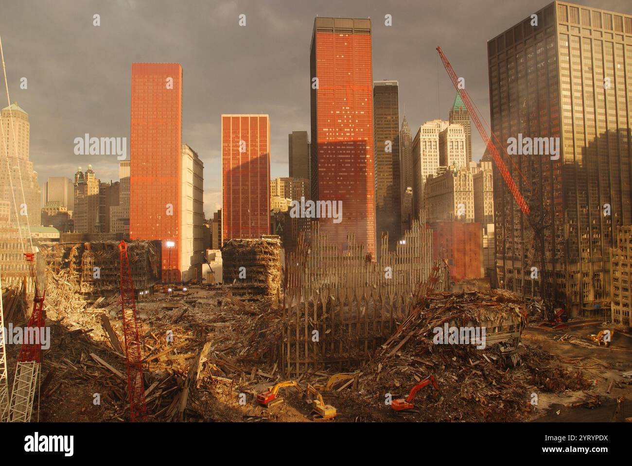 World trade center 2001 hi-res stock photography and images - Alamy