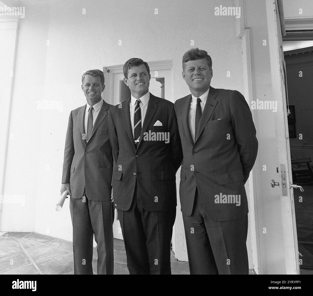 Formal square hi-res stock photography and images - Alamy