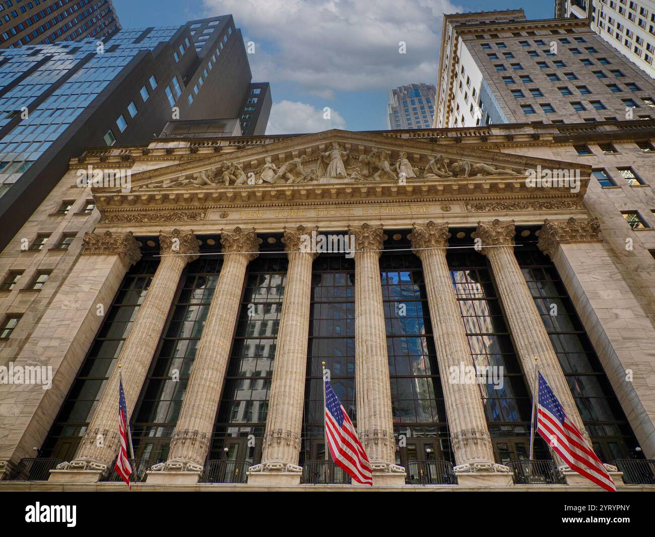 stock exchange building in new york detail Stock Photo - Alamy