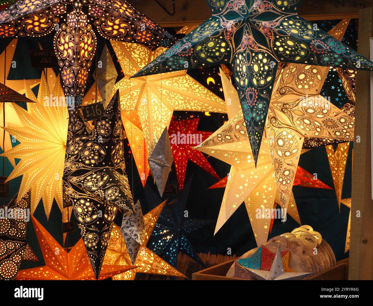 Large illuminated decorated stars being sold by Paperstarlights for ...
