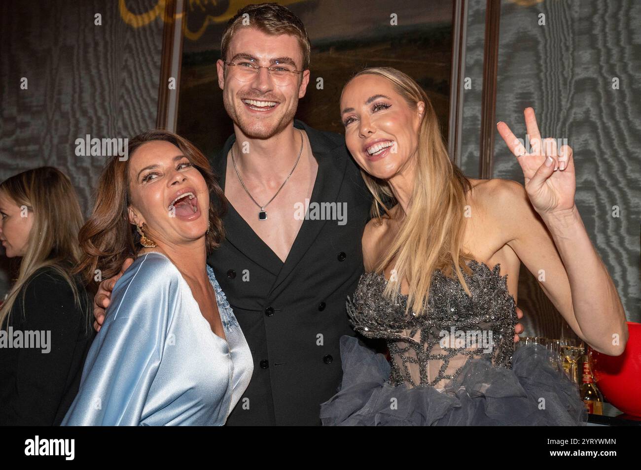Gitta Saxx, Alexandra Polzin und Sylvia Walker beim Mon Cheri Barbara ...