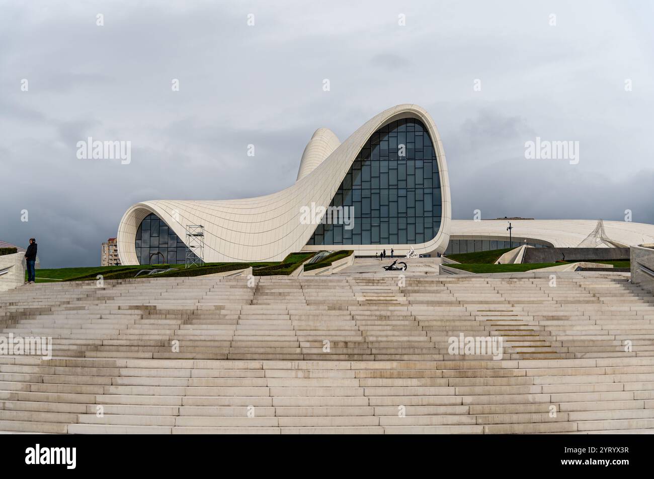 Heydar Aliyev Centre, Baku, Azerbaijan Stock Photo - Alamy