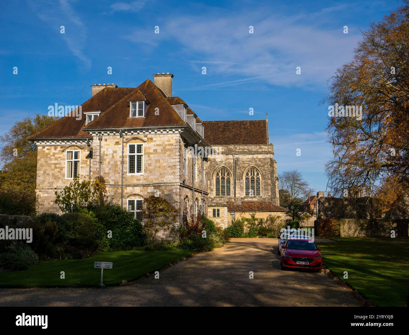 Wolvesey Palace, Bishop of Winchesters Palace, Winchester, England, UK ...