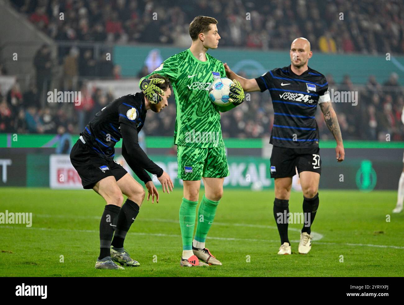 RheinEnergieStadion Cologne Gemany 4.12.2024, Football: German League ...