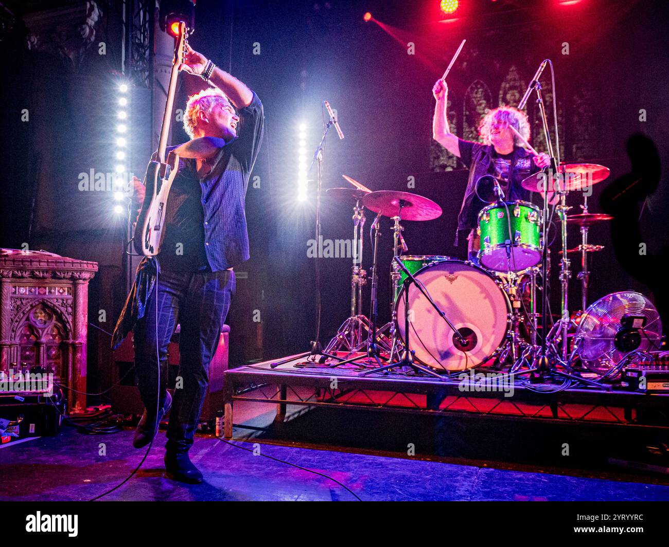 Philip Sayce on guitar, Bryan Head on drums Stock Photo - Alamy