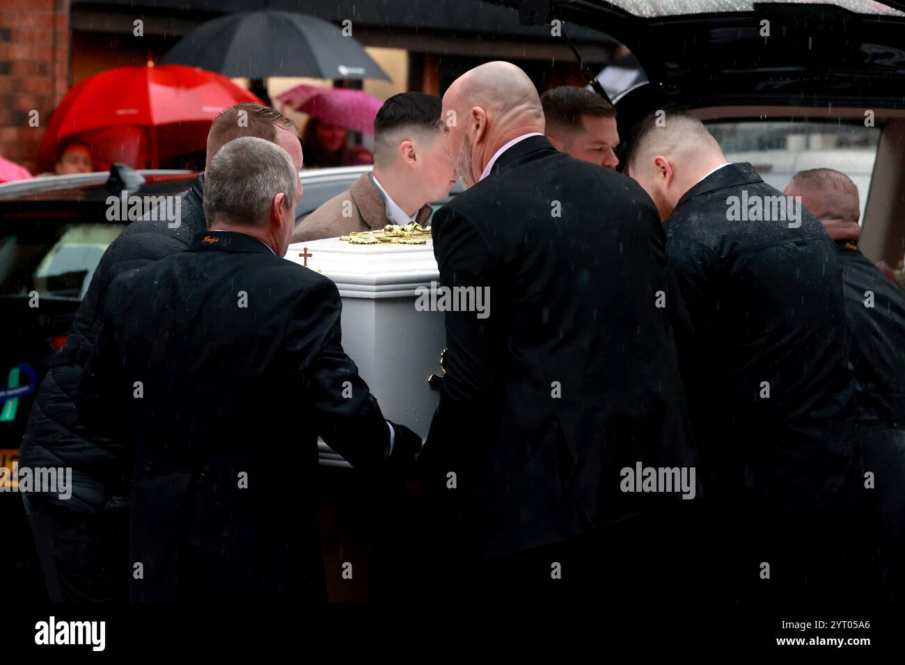 The coffin of Chloe Ferris is carried out of the hearse at St Paul's ...
