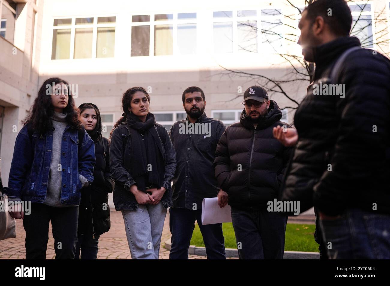 Studenti iraniani hi-res stock photography and images - Alamy