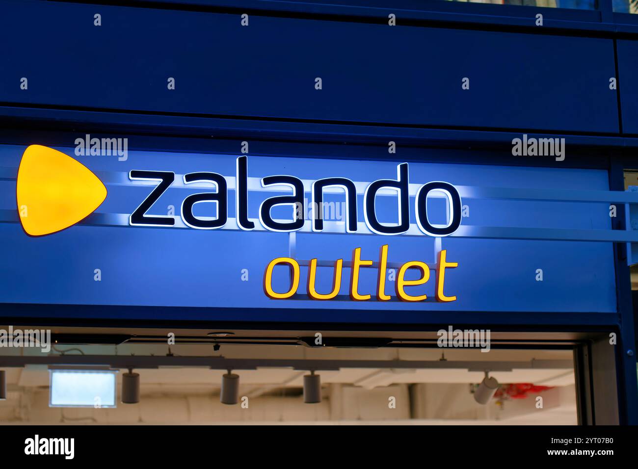 Zalando sign hi-res stock photography and images - Alamy