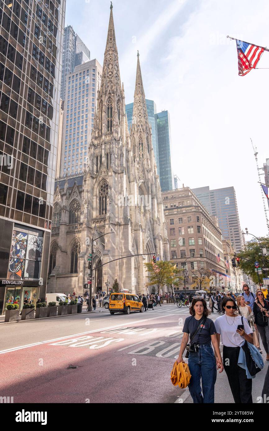 New York, New York, USA – October 30, 2024: Exterior of St. Patrick’s ...