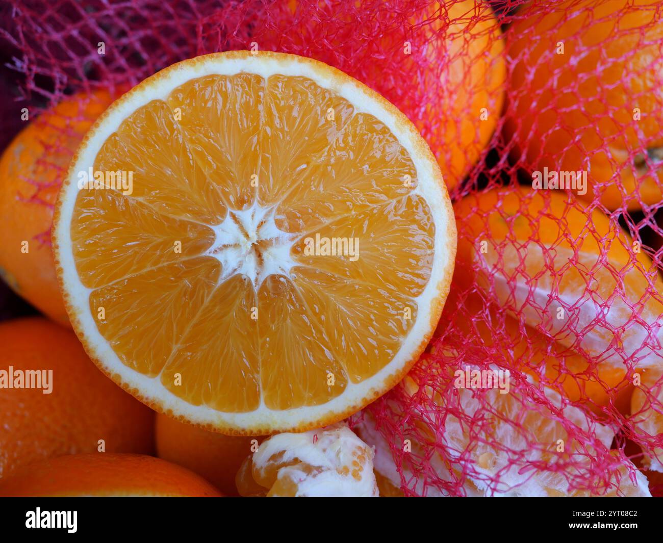 Oranges are healthy, fresh and juicy. The pulp has a nice structure ...