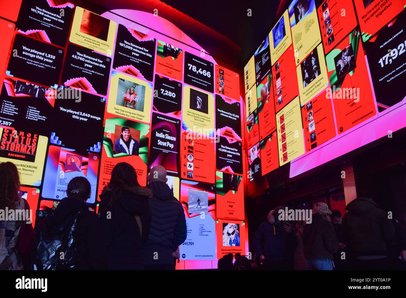 London, UK. 5th December 2024. The huge immersive screen at Outernet in ...