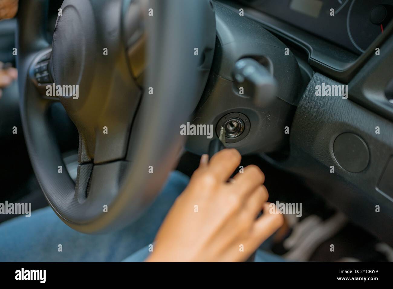 Initiating the Operation of a Vehicle Manually Inserting the Key into ...