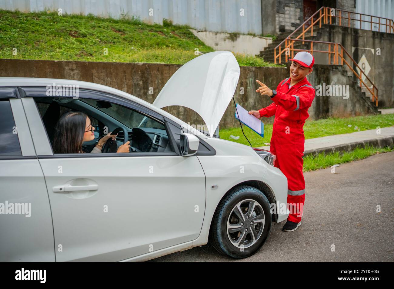 Vehicle breakdown incident hi-res stock photography and images - Alamy