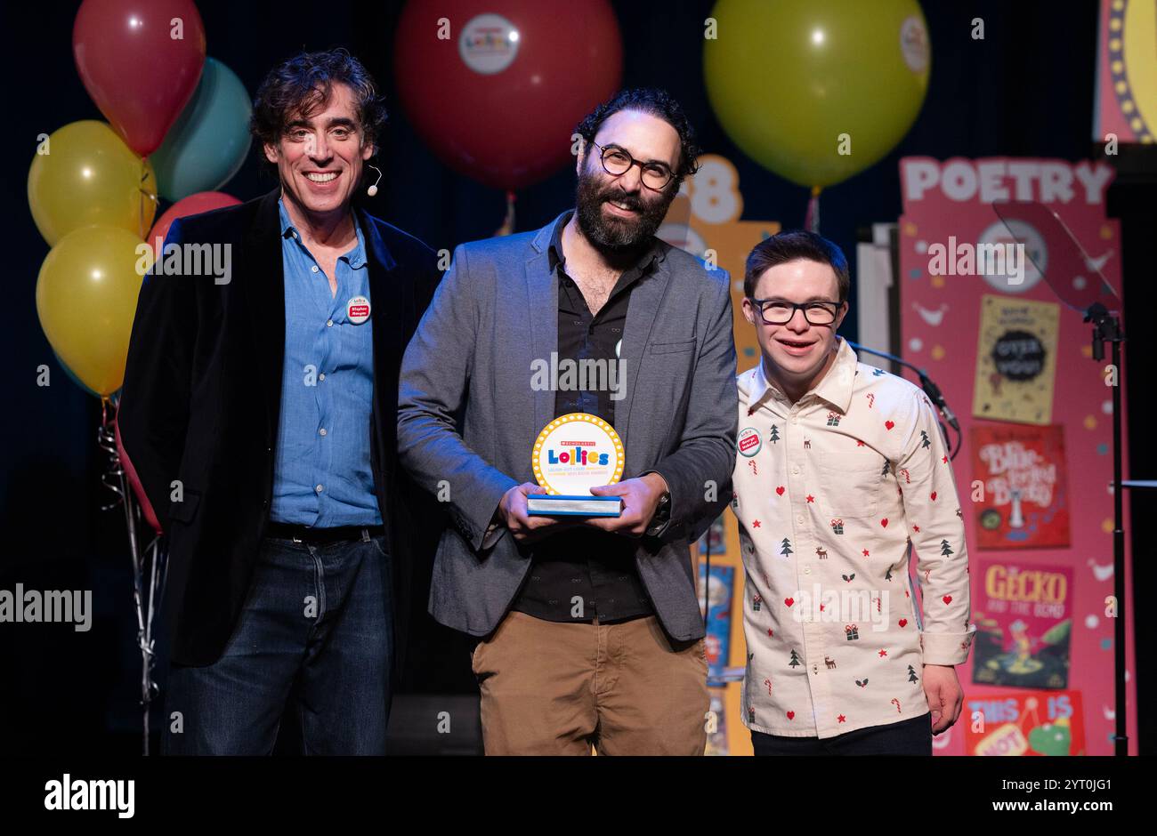 EDITORIAL USE ONLY Winner Alex Willmore (centre), joined by Stephen ...