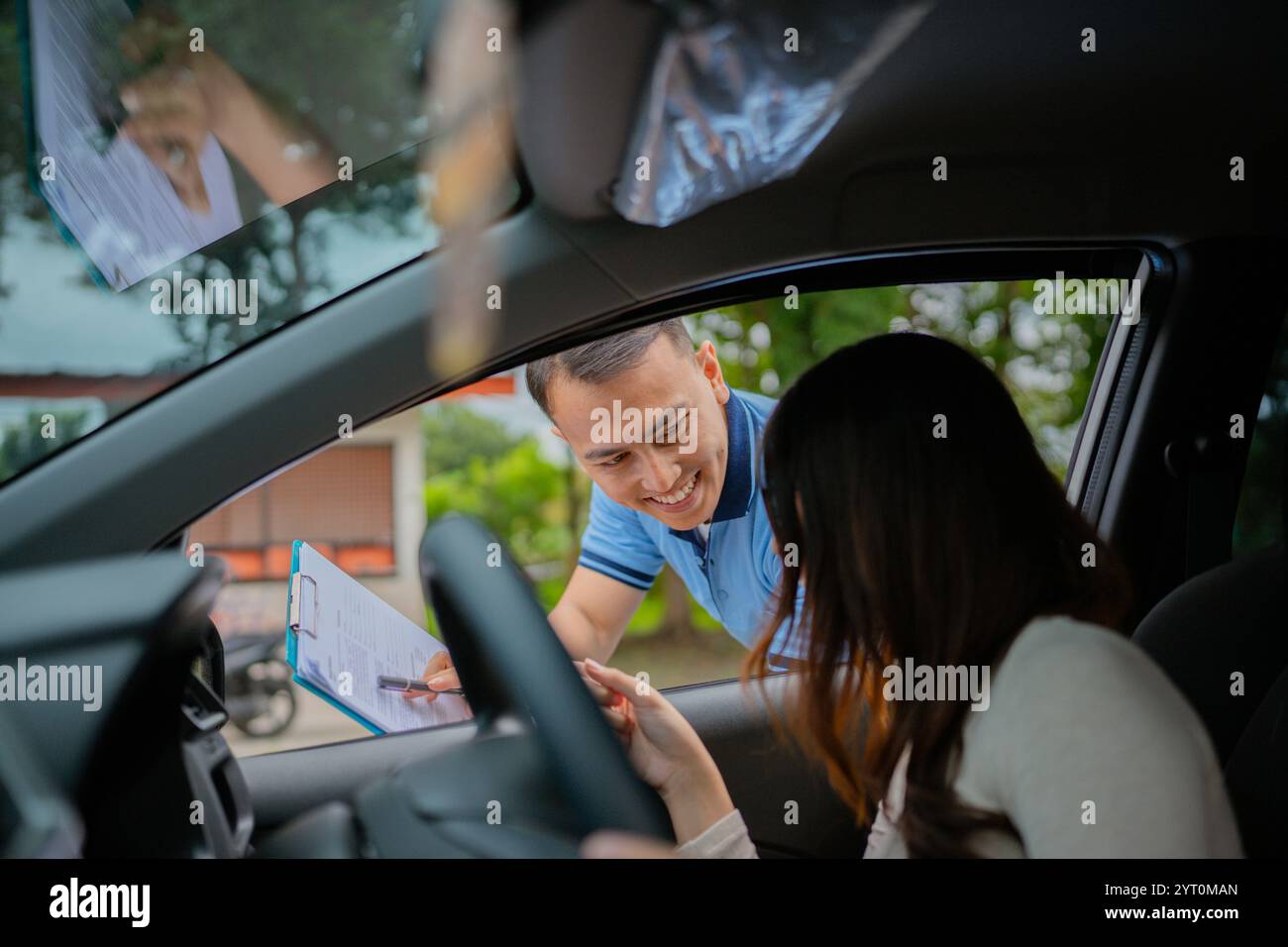 Joyful conversation between two hi-res stock photography and images - Alamy