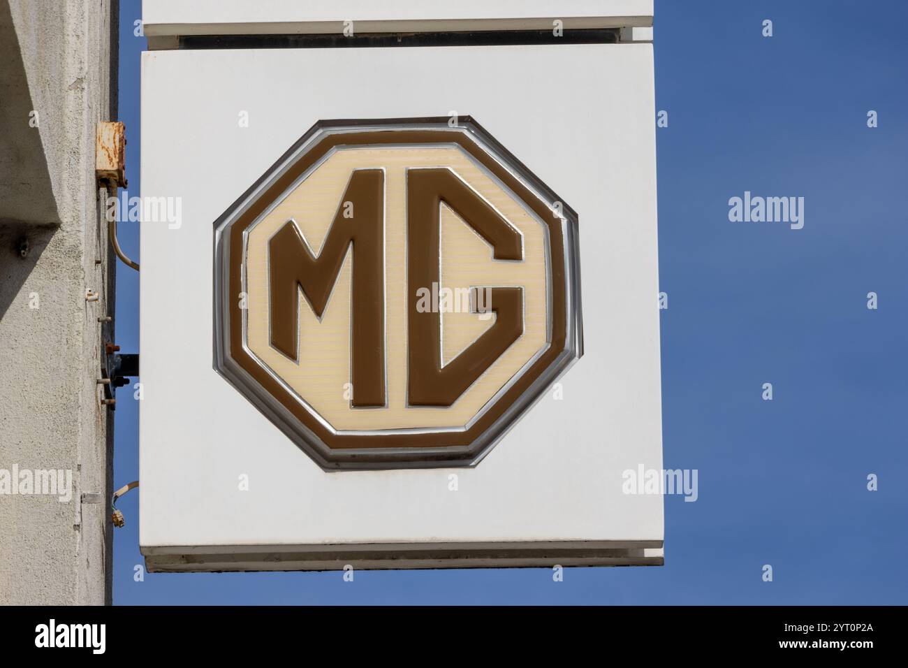 Mg logo hi-res stock photography and images - Alamy